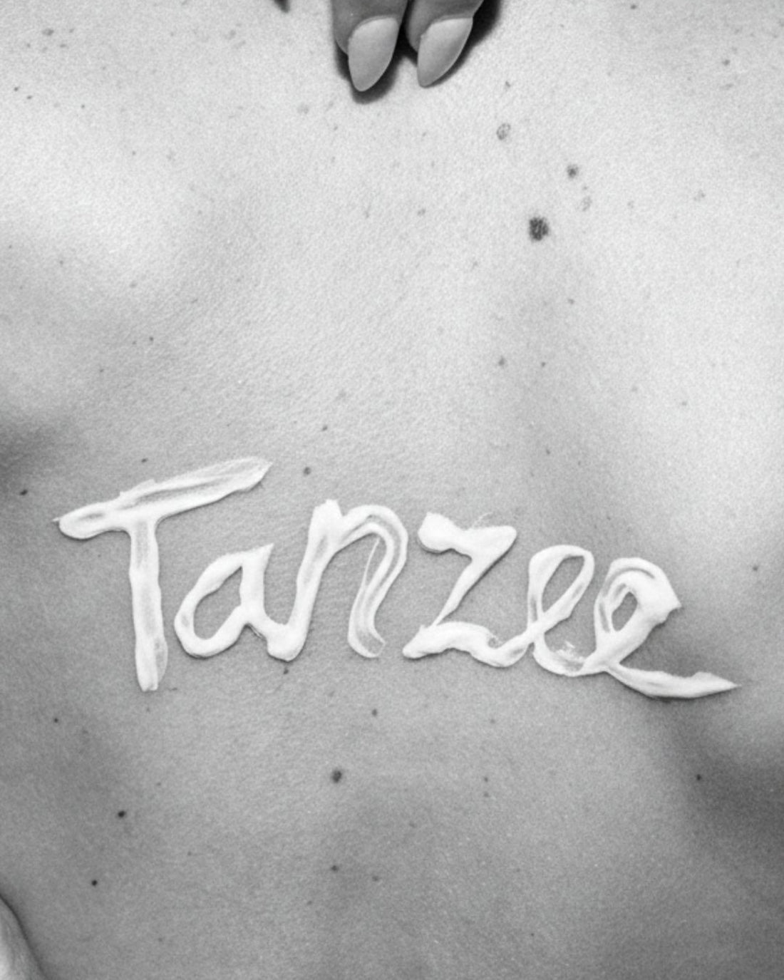 Tanzee | Self tan bed sheet protector | Tanning Sheet | Self Tan ...